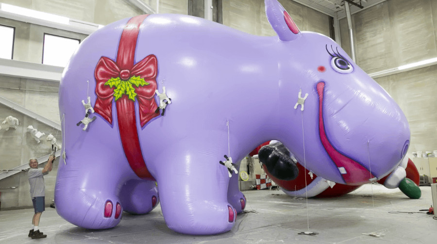 How are Macy's Thanksgiving Day Parade balloons made? | The Kid Should ...